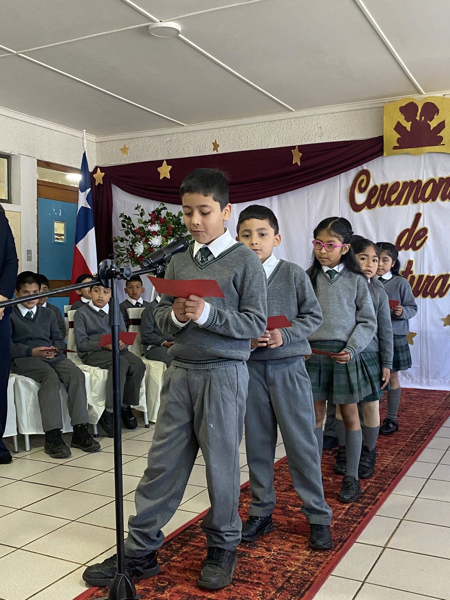 Ceremonia Buen Lector - COMPLEJO EDUCACIONAL VICTORIA